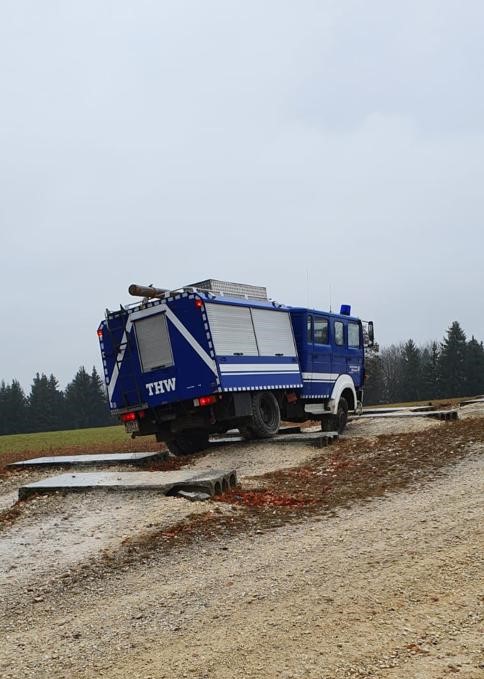 Geländefahrtraining GKW II - THW Ortsverband Ulm
