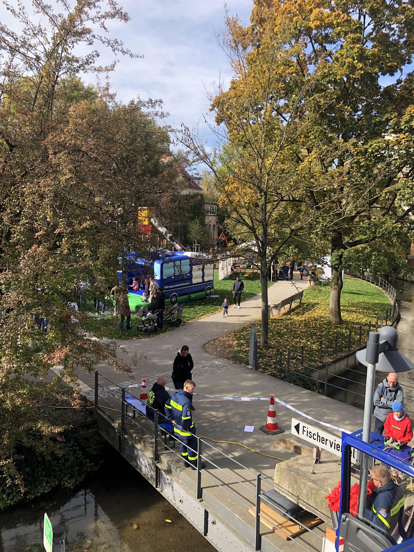 THW-Hüpfburg beim Jubiläum "175 Jahre Feuerwehr Ulm" - THW Ortsverband Ulm